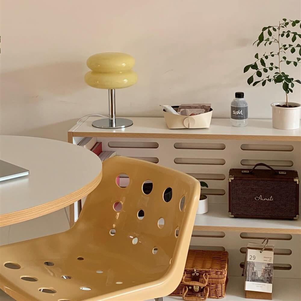 Retro '50s Table Lamp - Shop Online on roomtery