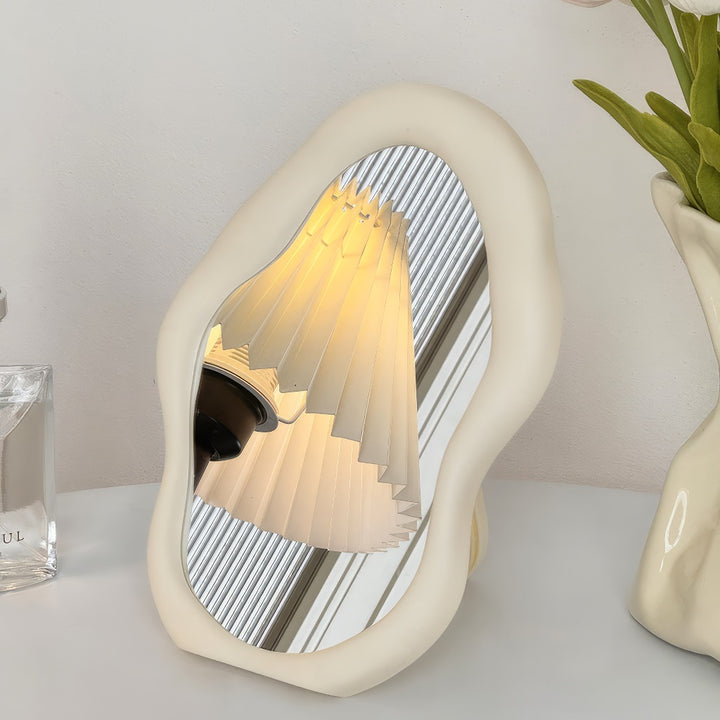 Irregular Blob Makeup Mirror - roomtery