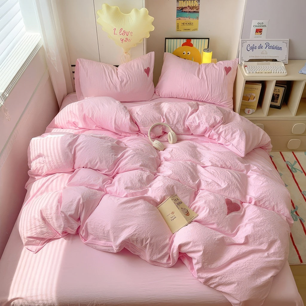 Pink Washed Cotton Bedding Set With Red Embroidered Heart - roomtery