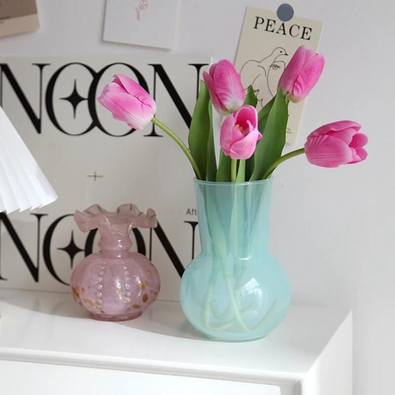 Simple Flask Glass Vase - Shop Online on roomtery Simple Flask Glass Vase - Shop Online on roomtery