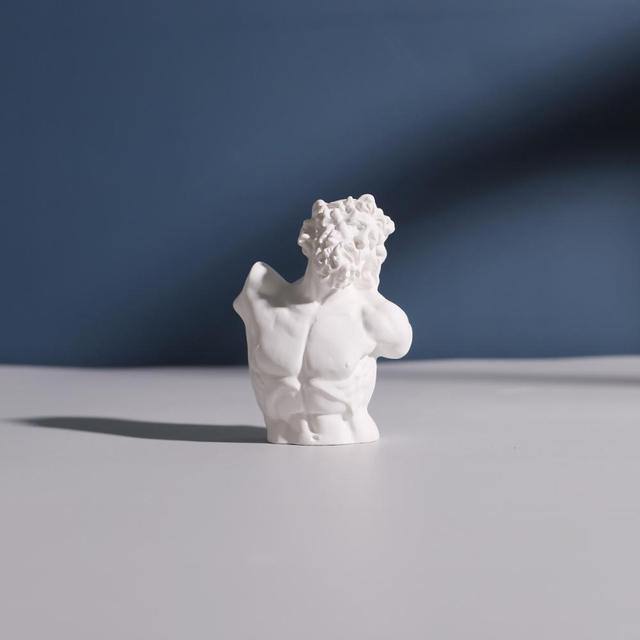 Mini Bust Figurines - Shop Online on roomtery