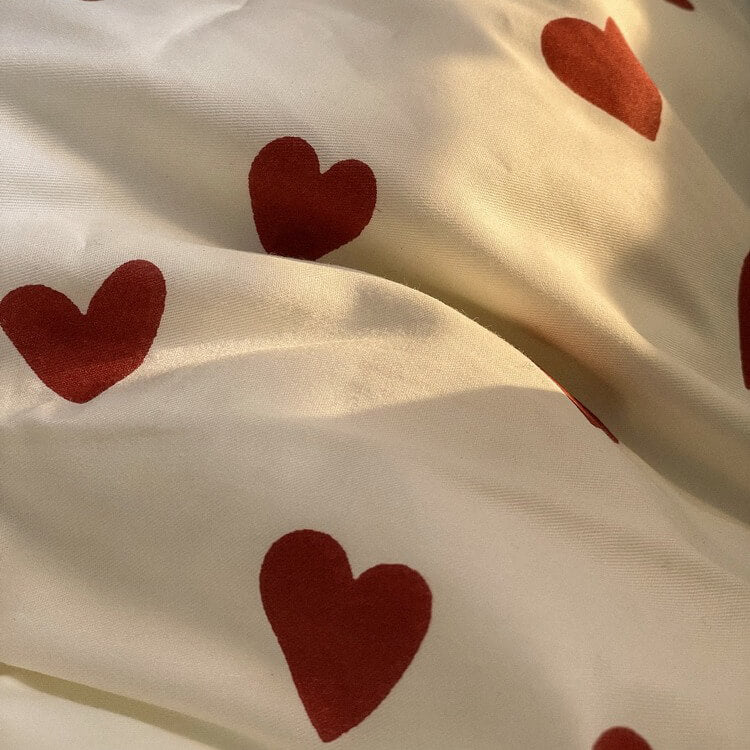Vintage Red Hearts Bedding Set | Aesthetic Bedding - roomtery